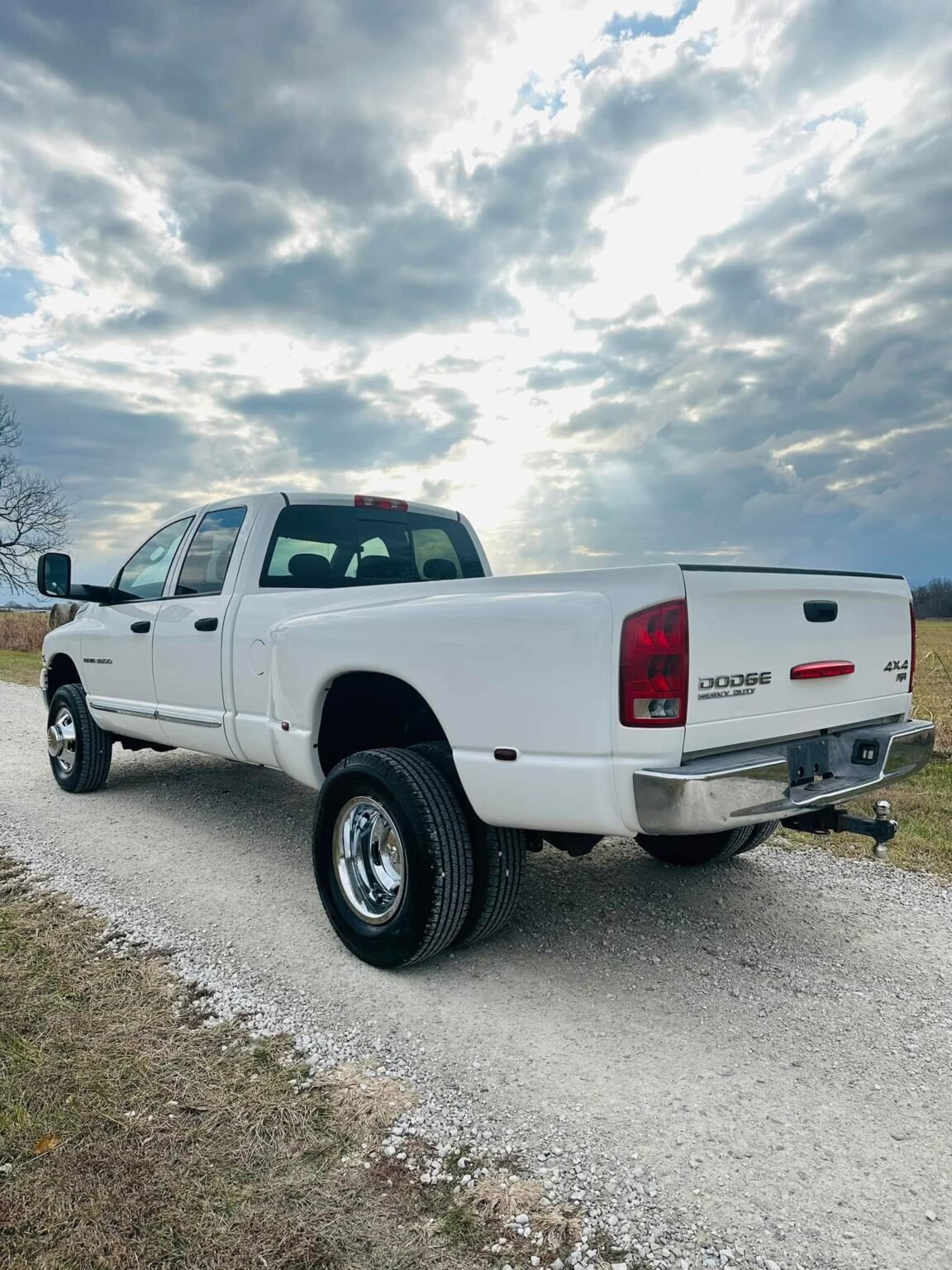 2005 Dodge Ram 3500 Laramie 4×4. 5.9L - Michael Premier Auto Sales